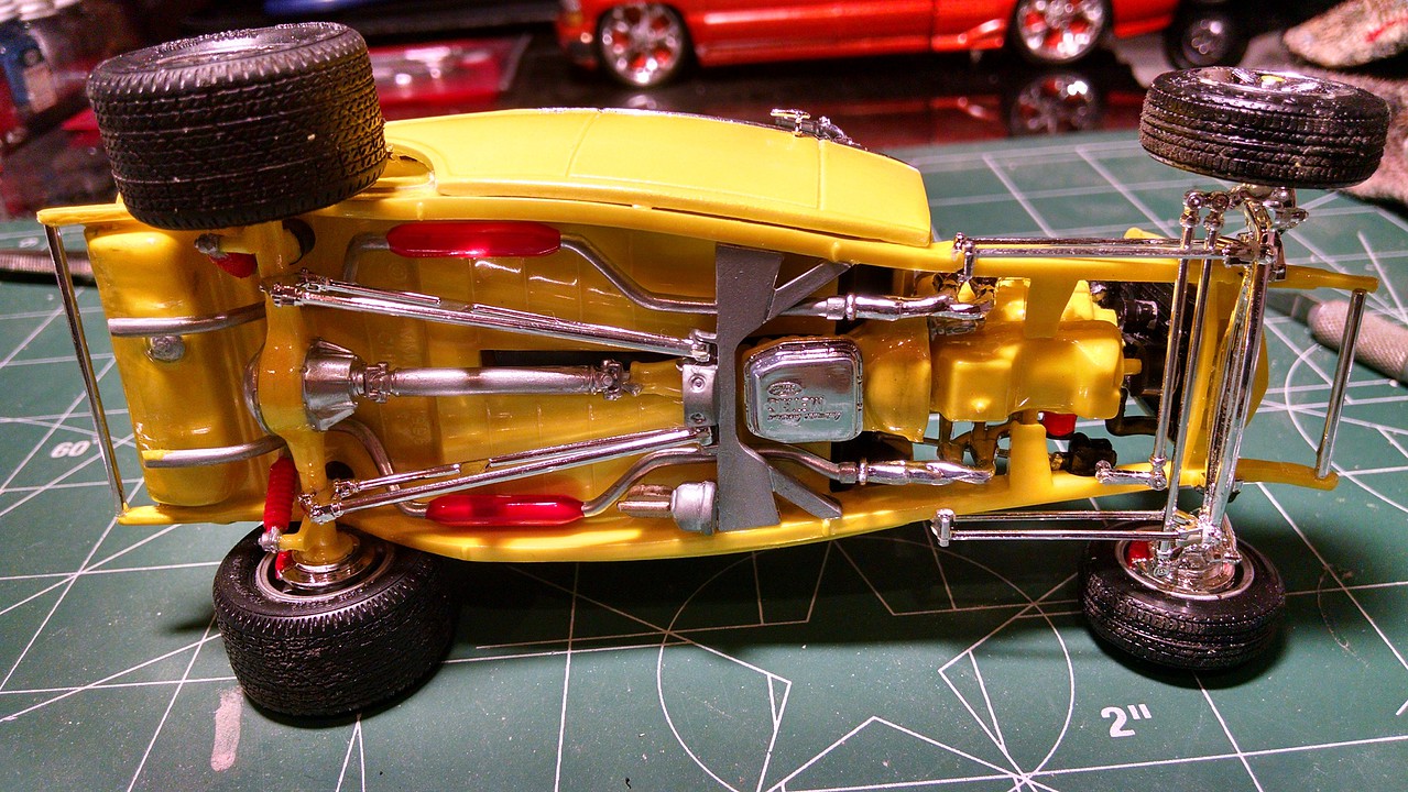 1932 Ford Model A 3n1 Hot Rod -- Plastic Model Car Kit -- 1/25 Scale ...