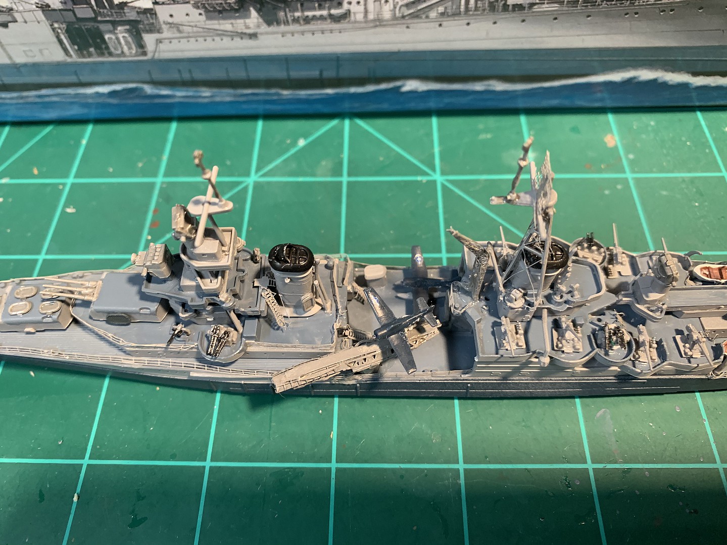 US Navy Indianapolis Cruiser Boat -- Plastic Model Military Ship Kit ...