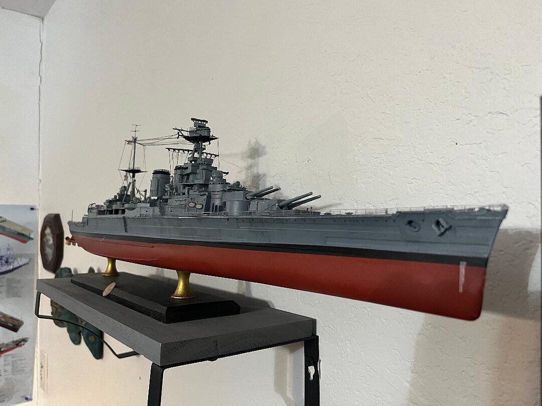 HMS Hood Battleship -- Plastic Model Military Ship Kit -- 1/350 Scale ...