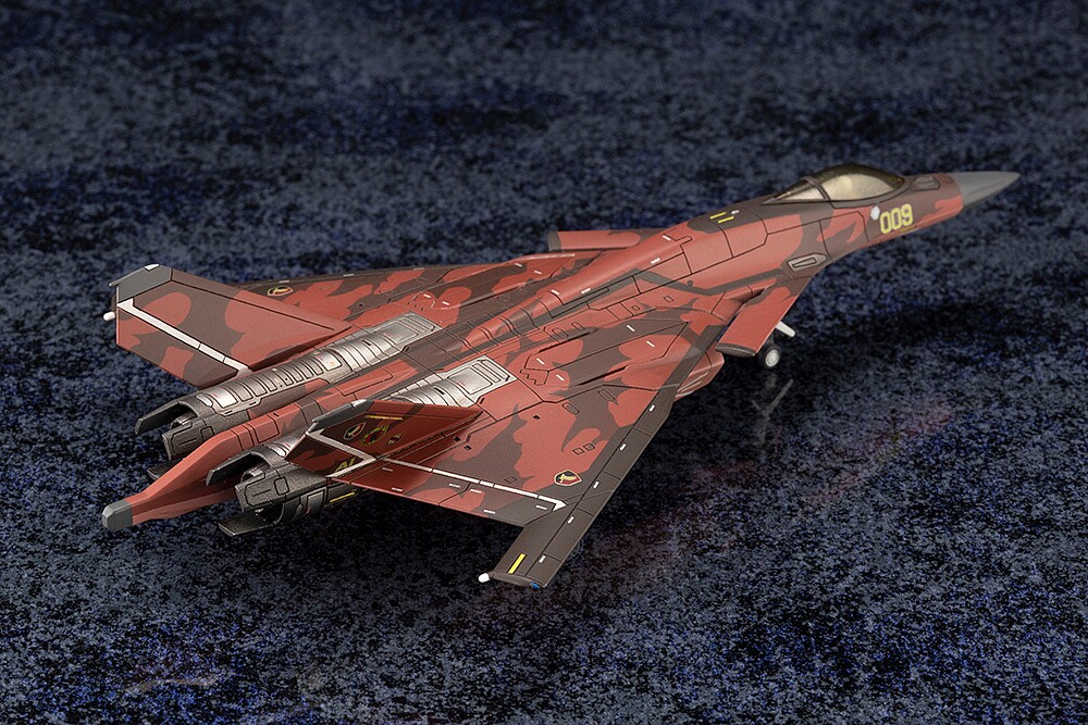 Ace Combat - CFA-44 (Red) -- Snap Together Plastic Model Airplane Kit ...