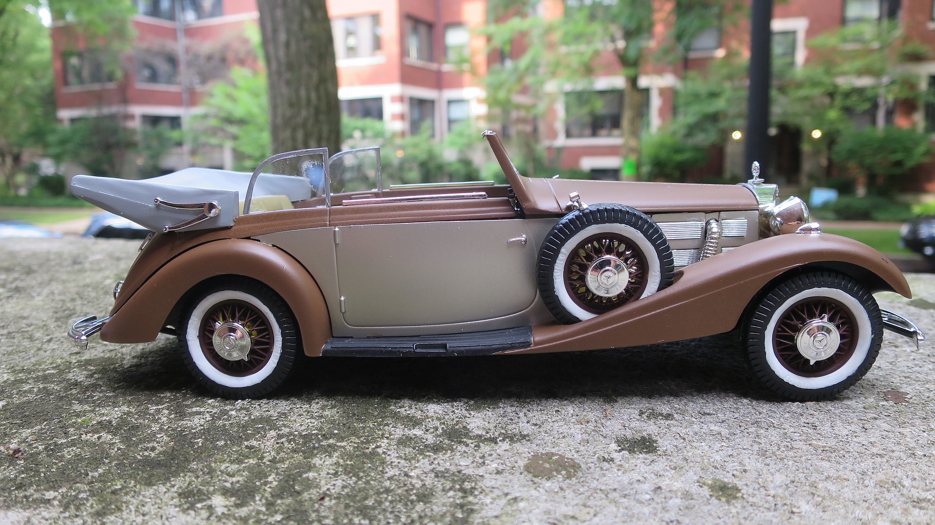 Mercedes Benz 504K -- Plastic Model Car Kit -- 1/24 Scale -- #553701 ...