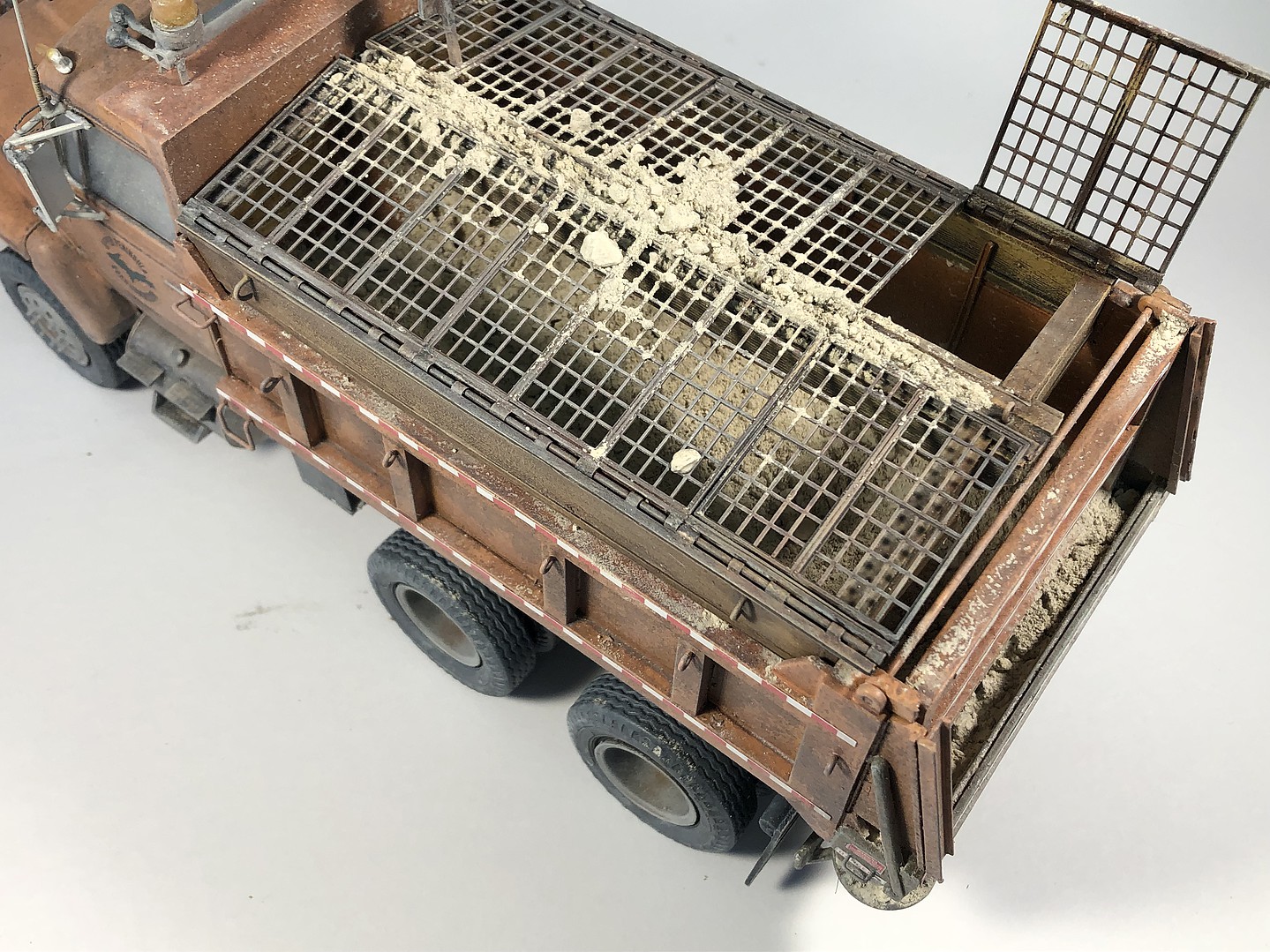 Ford LNT-8000 Snow Plow -- Plastic Model Truck Vehicle Kit -- 1/25 ...