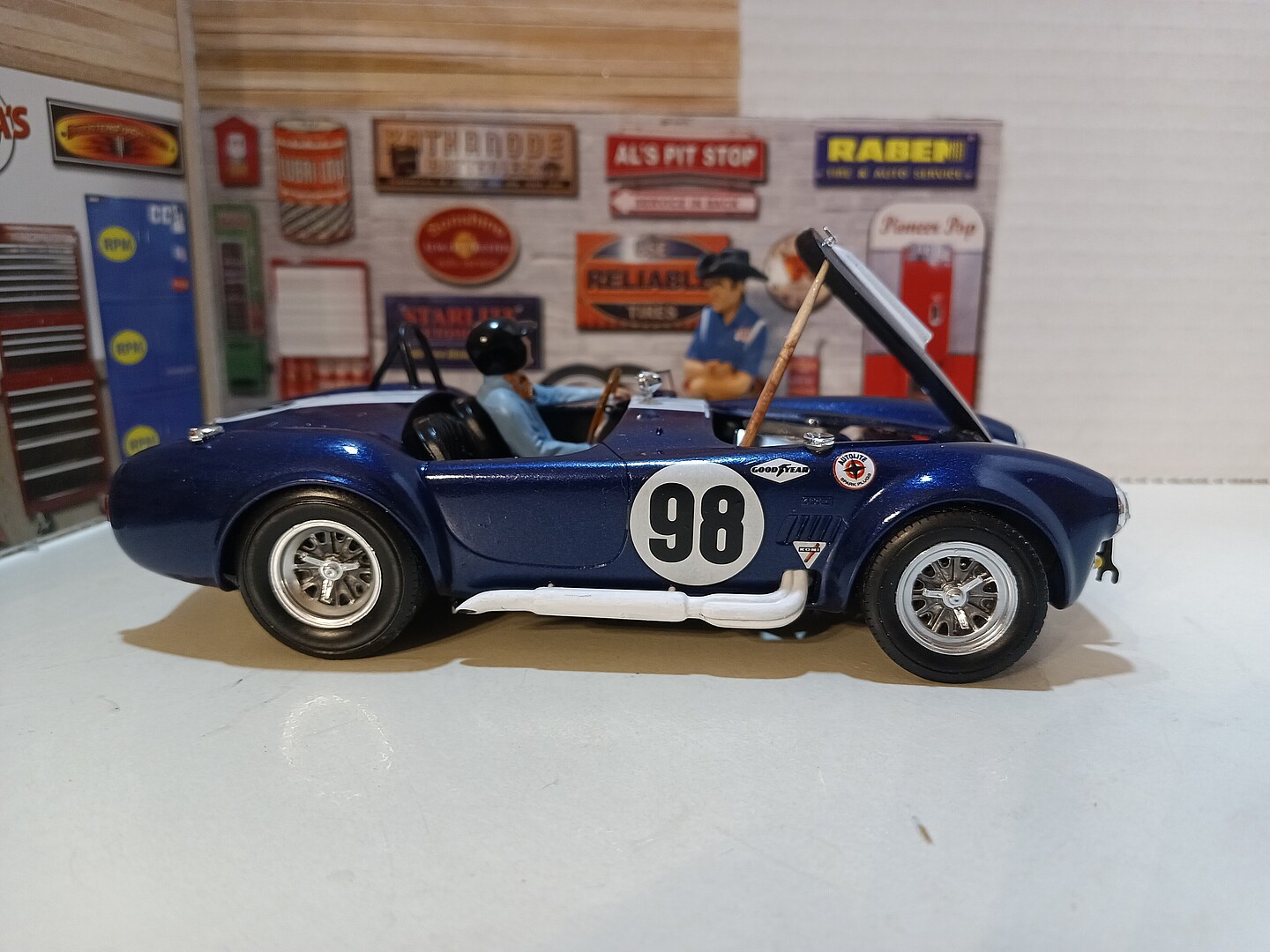 Shelby Cobra 427 S/C -- Plastic Model Car Kit -- 1/24 Scale -- #4533 ...