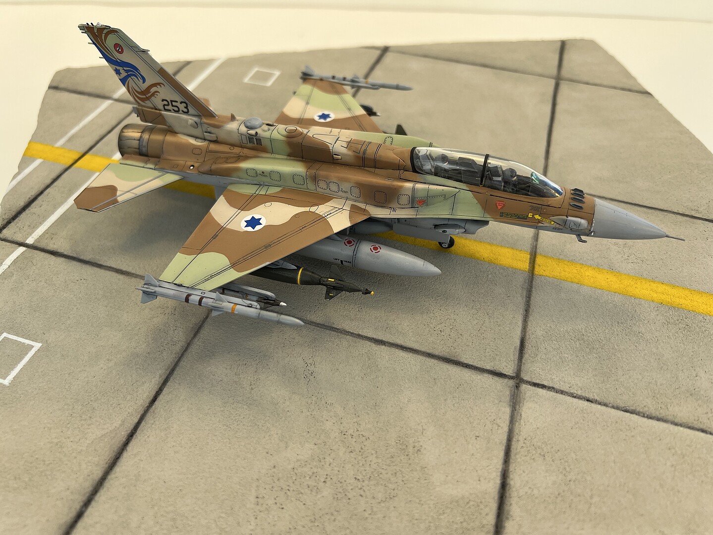 F16I Falcon Israeli AF Tactical Fighter -- Plastic Model Airplane Kit ...