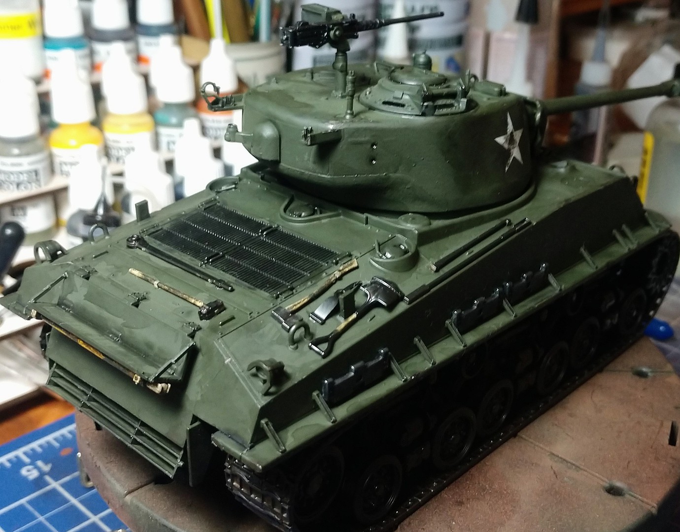 US Medium Tank M4A3E8 Sherman ''Easy Eight'' -- Plastic Model Military ...