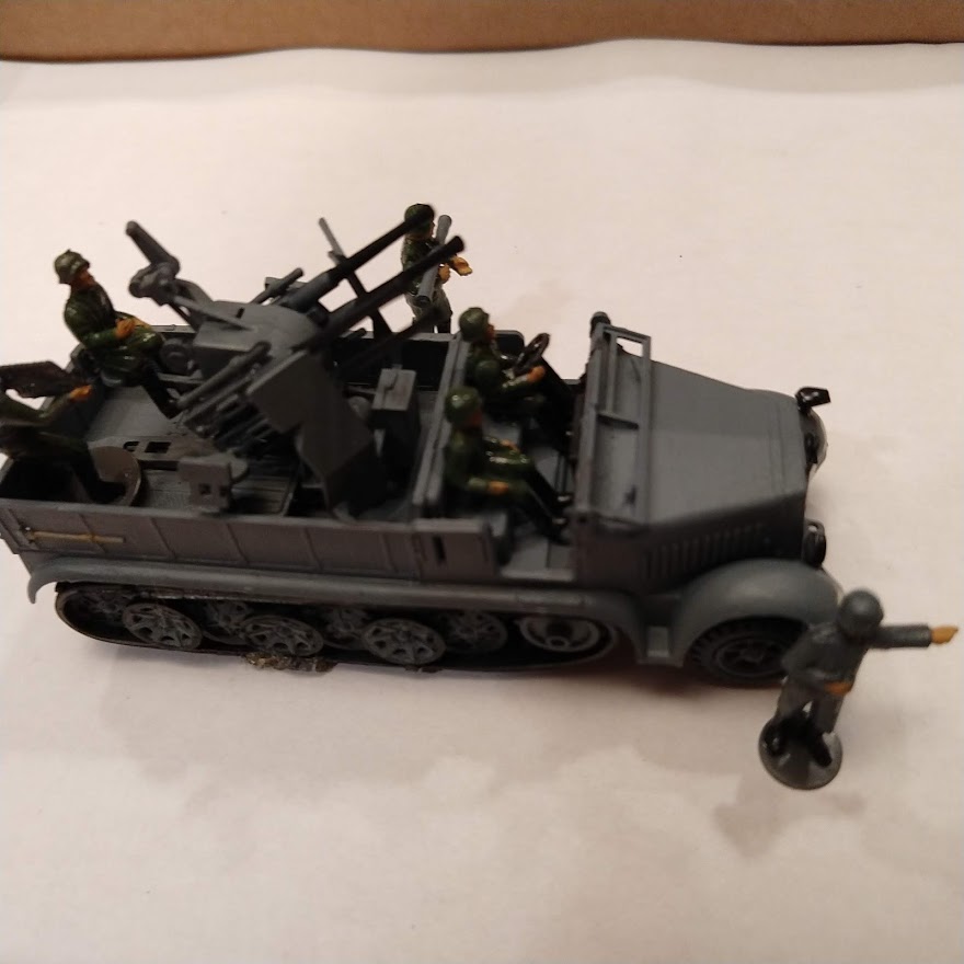 SdKfz7 8-Ton Half Track w/Quad 20mm AA Guns -- Plastic Model Halftrack ...