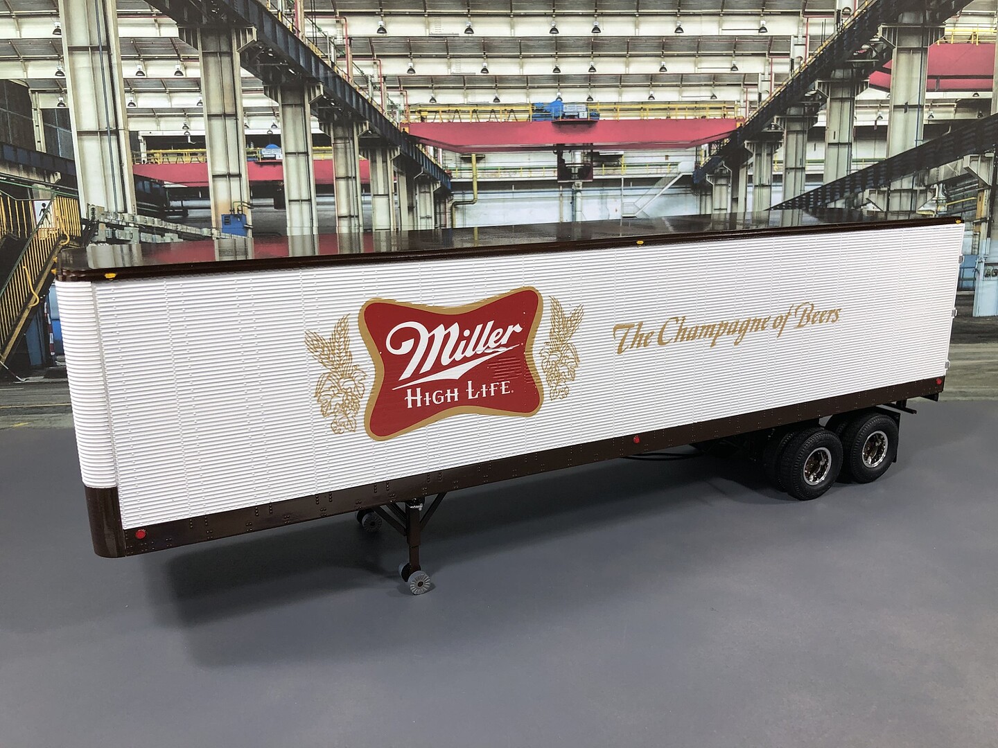 40' Semi Trailer (Miller Beer) -- Plastic Model Truck Vehicle Kit -- 1/ ...