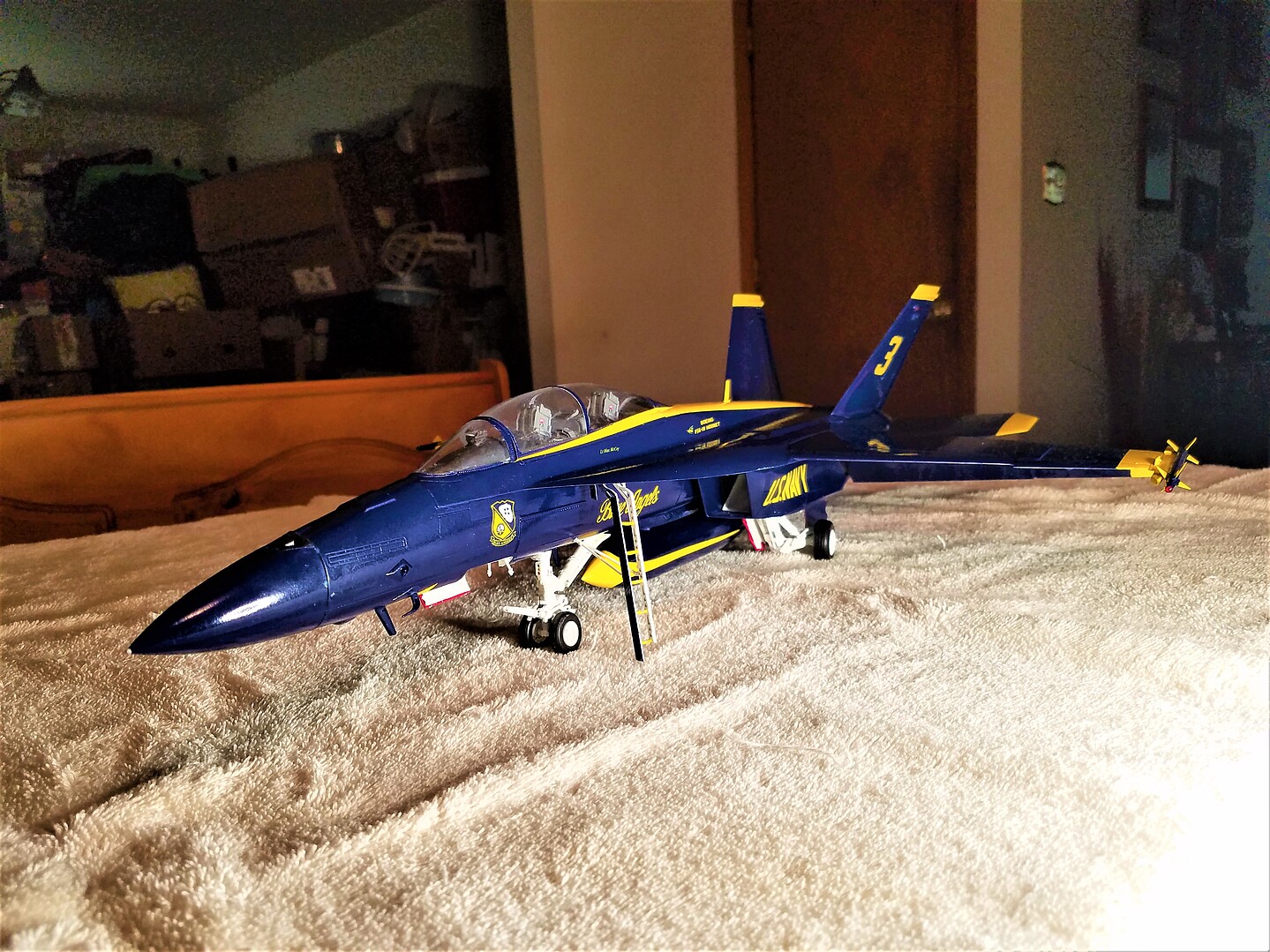 F/A18F Super Hornet Fighter Aircraft -- Plastic Model Airplane Kit -- 1 ...