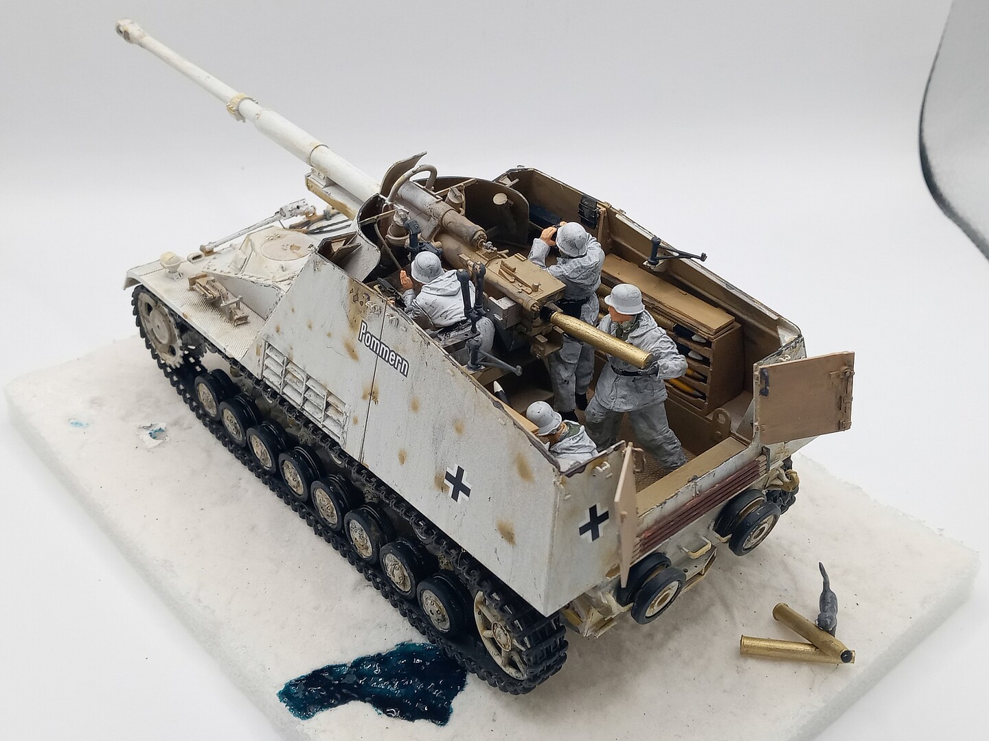 German Nashorn Heavy Tank Destroyer -- Plastic Model Military Vehicle ...