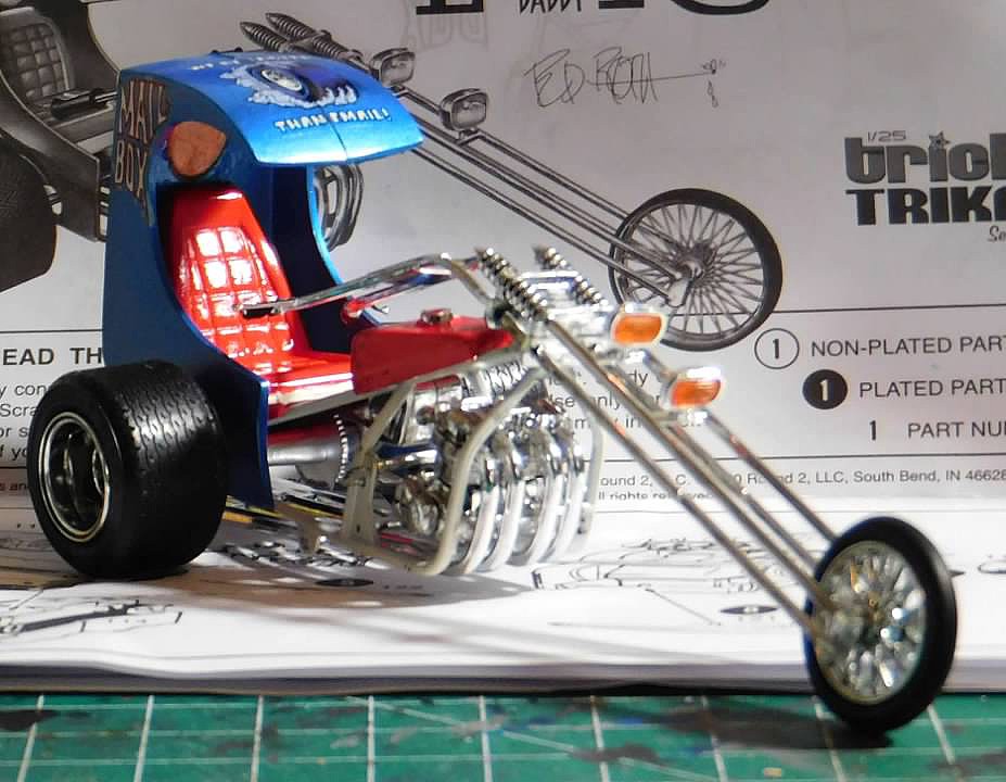 Ed Roth's Mail Box Chopper (Trick Trikes) -- Plastic Model Motorcycle ...