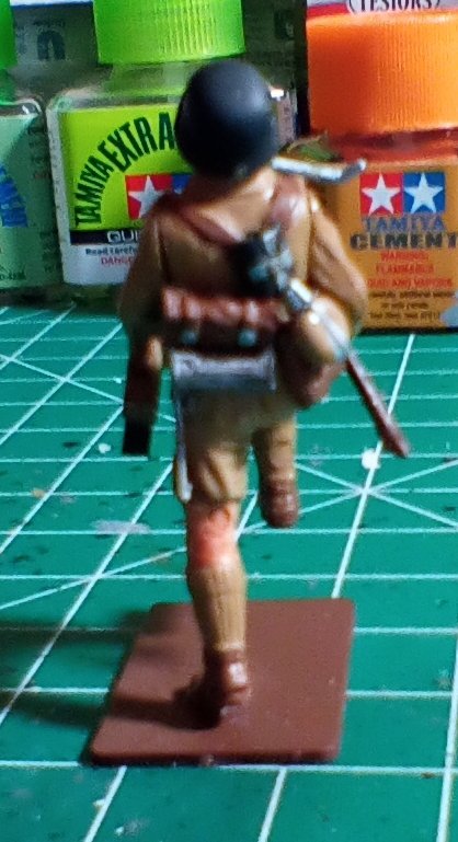 Model Master Leather GP00666 1/2 oz -- Hobby and Model Acrylic Paint ...