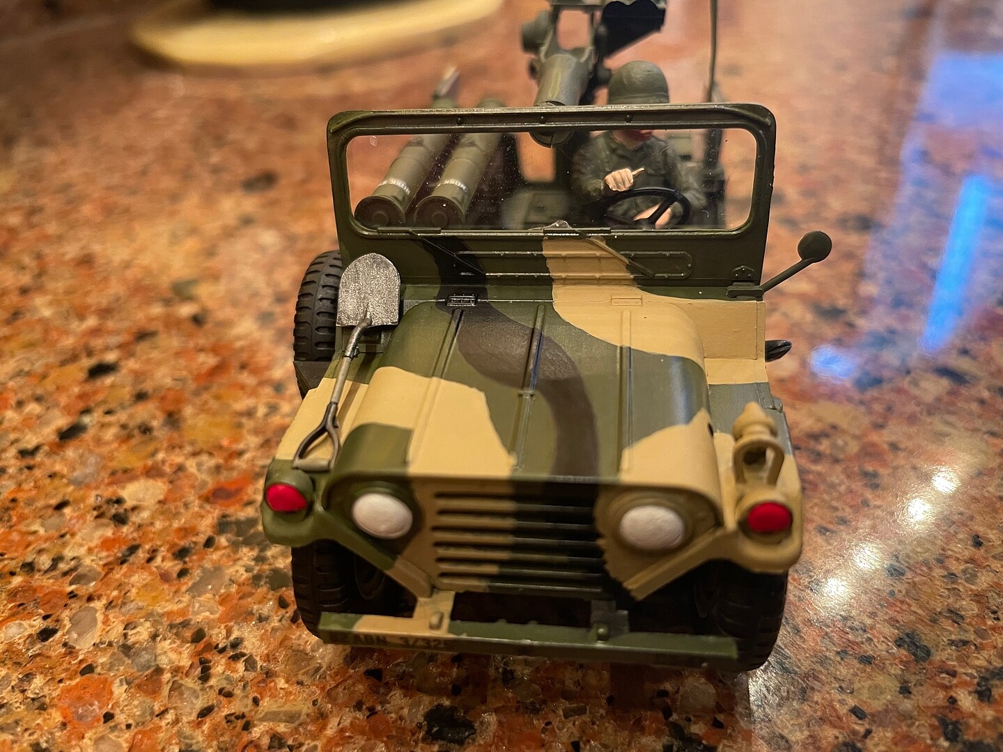 US M151A2 w/Tow Launcher -- Plastic Model Military Vehicle Kit -- 1/35 ...