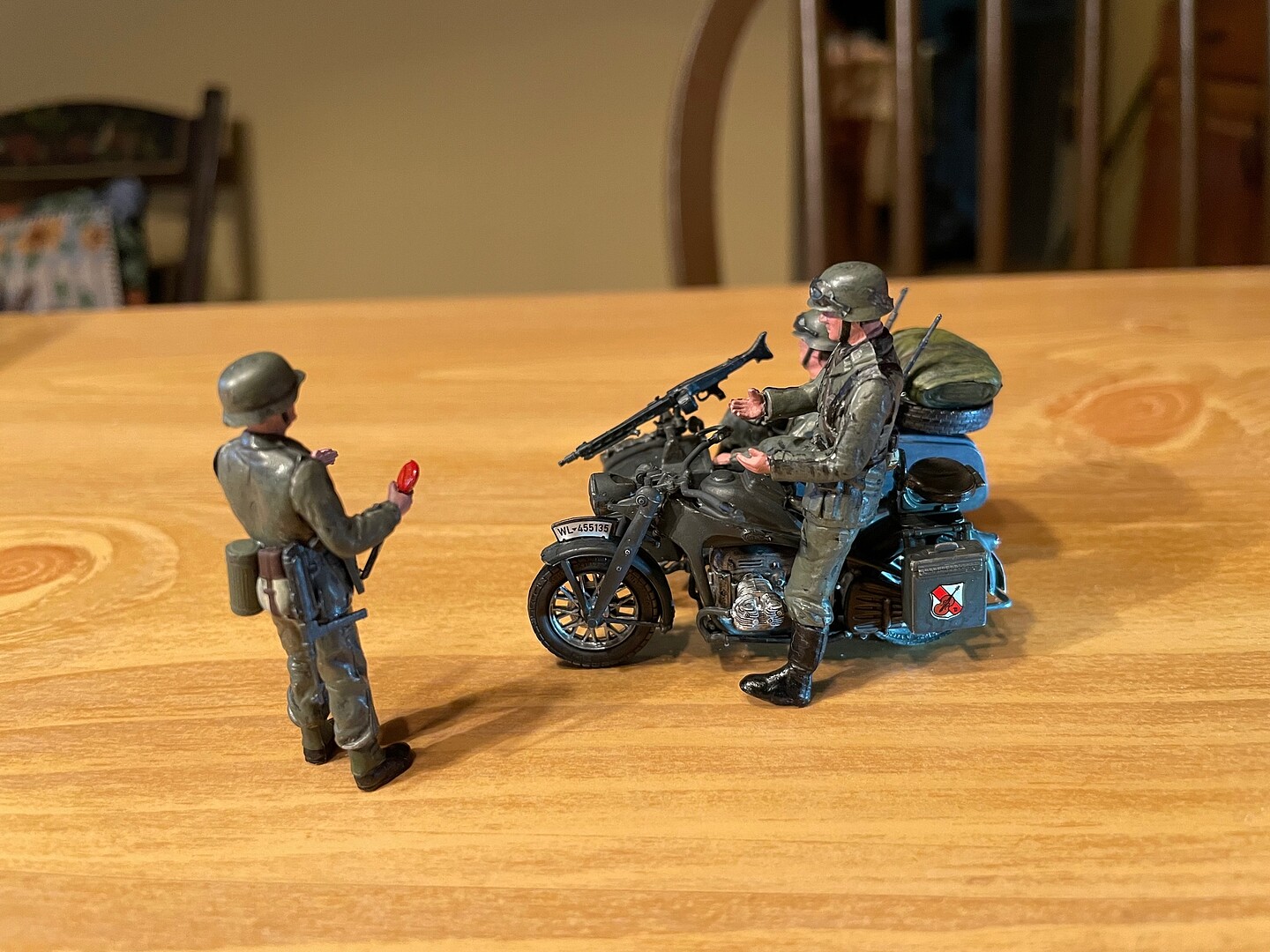 KS750 Zundapp Motorcycle -- Plastic Model Military Vehicle Kit -- 1/35 ...