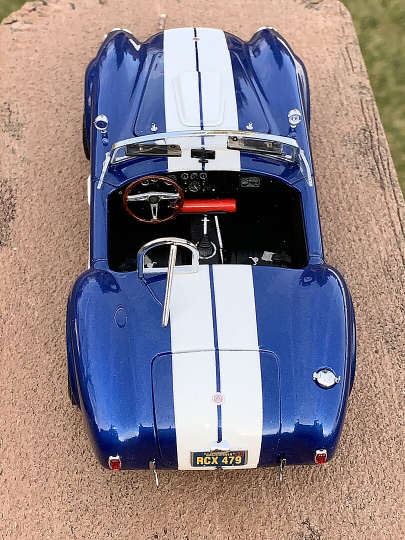 Shelby Cobra 427SC Sports Car -- Plastic Model Car Vehicle Kit -- 1/24 ...