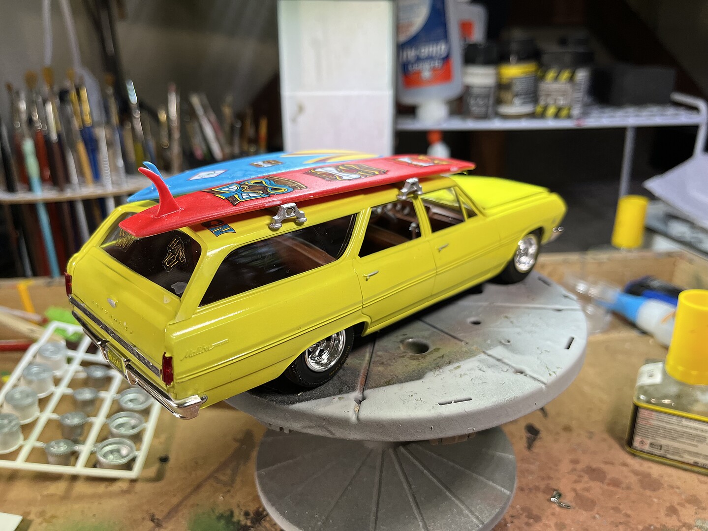 1965 Chevelle Surf Wagon -- Plastic Model Car Kit -- 1/25 Scale ...