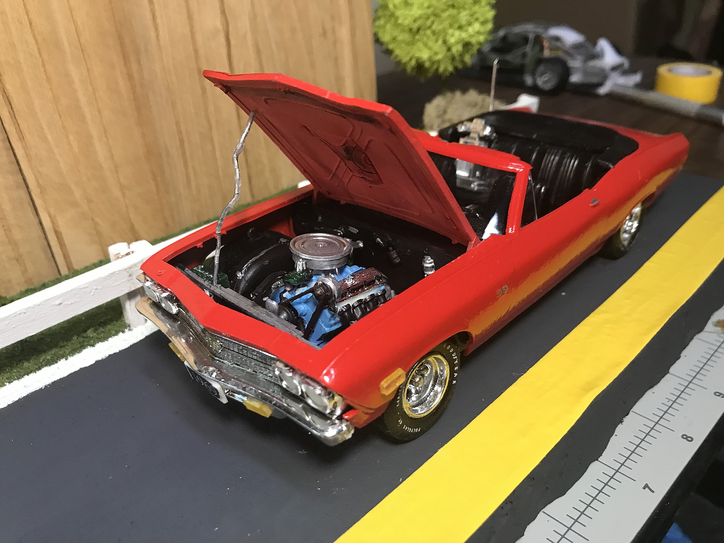 '69 Chevy Chevelle SS 396 -- Plastic Model Car Kit -- 1/25 Scale ...