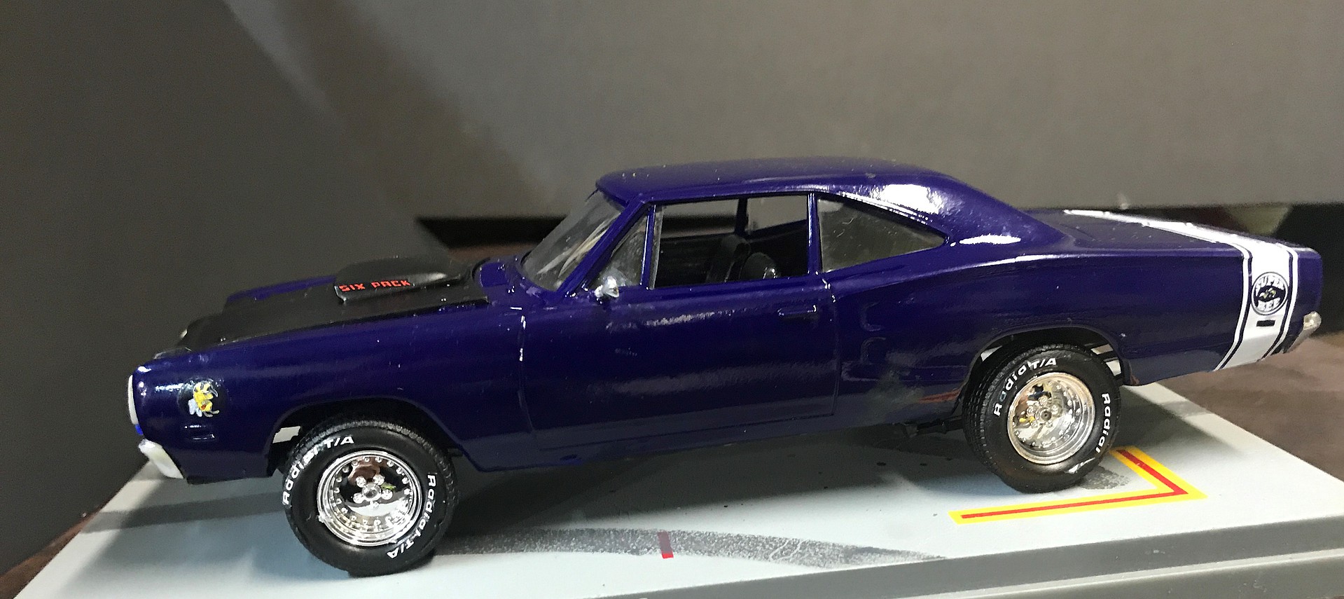 '69 Dodge Superbee 2n1 -- Plastic Model Car Kit -- 1/24 Scale ...