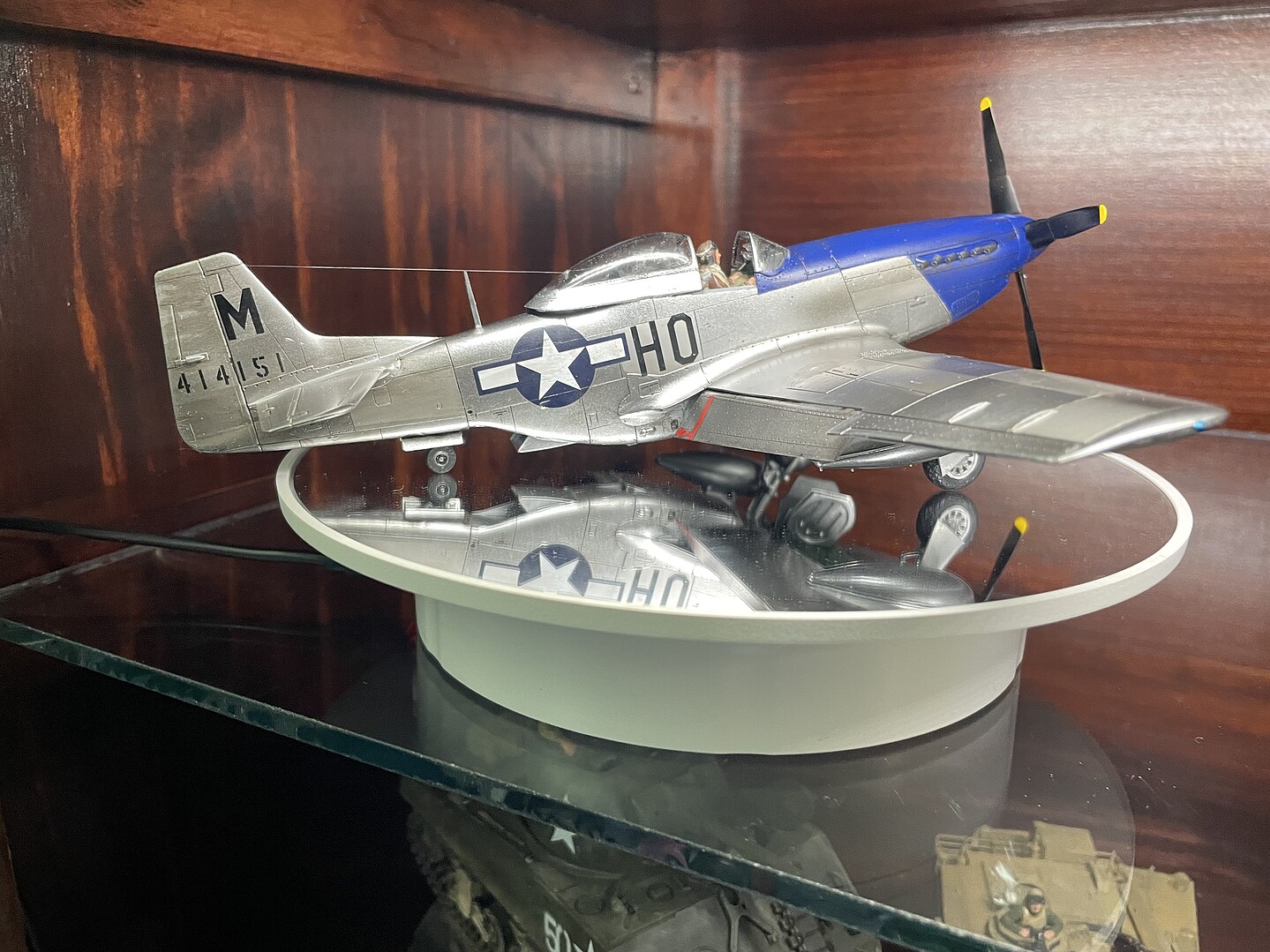 North American P-51D Mustang -- Plastic Model Airplane Kit -- 1/48 ...