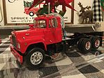 AMT Mack R685ST Semi Tractor Plastic Model Truck Kit 1/25 #1039-06