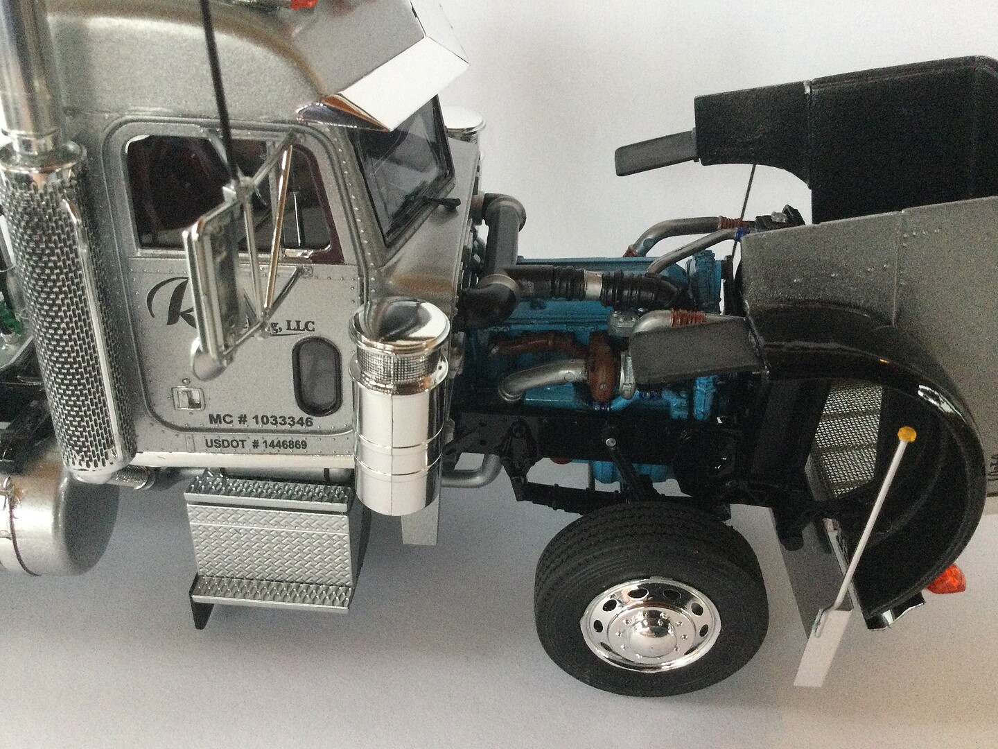 Peterbilt 378 Long Hauler Semi Tractor -- Plastic Model Truck Vehicle ...