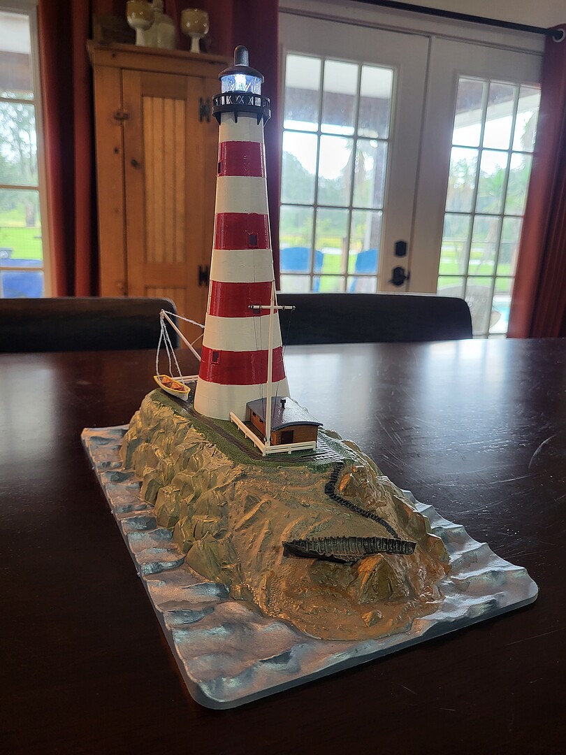 Lighthouse w/Light & Diorama Base -- Plastic Model Diorama Kit -- 1/160 ...