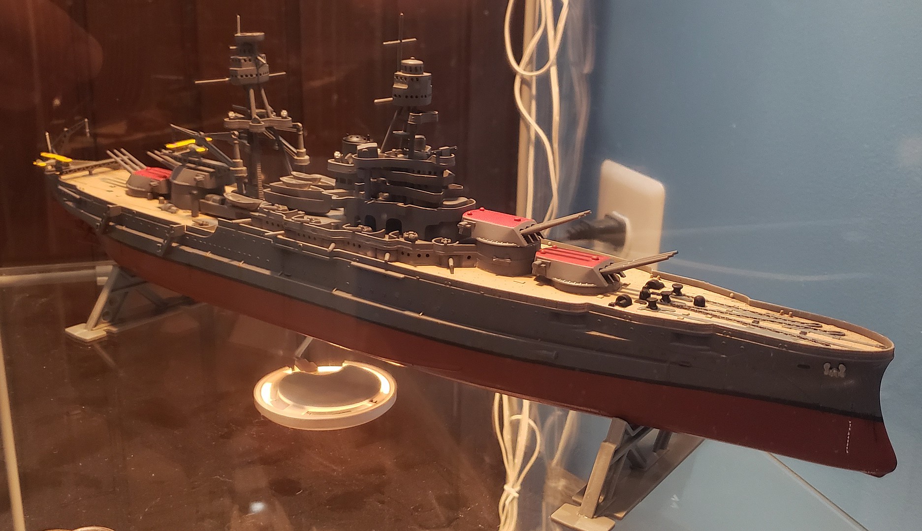 USS Arizona Battleship -- Plastic Model Military Ship Kit -- 1/426 ...