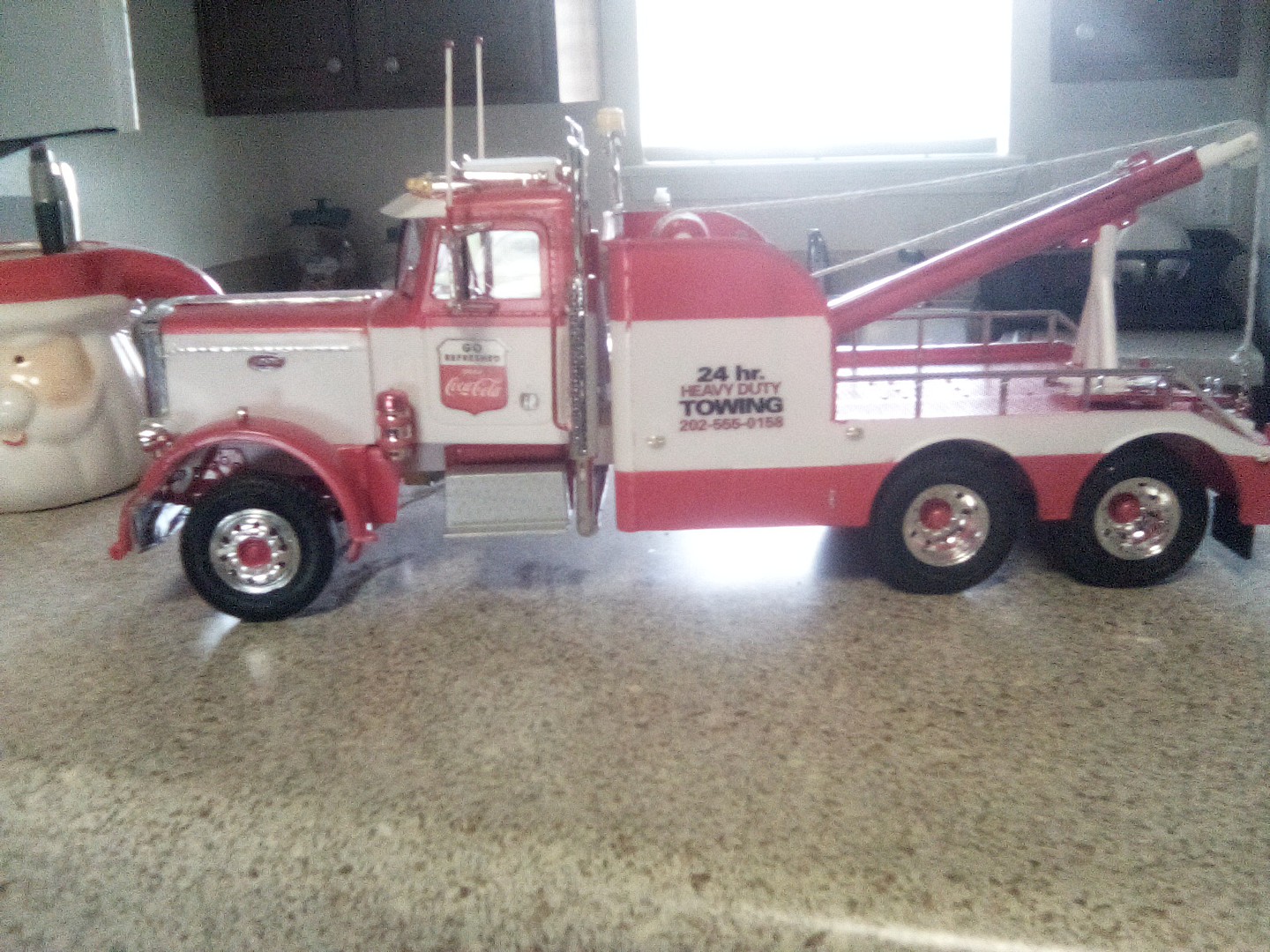 Gallery Pictures AMT Peterbilt 359 Wrecker Plastic Model Vehicle Kit 1/ ...