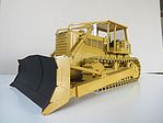AMT Construction Bulldozer Plastic Model Tractor Kit 1/25 Scale #1086-06