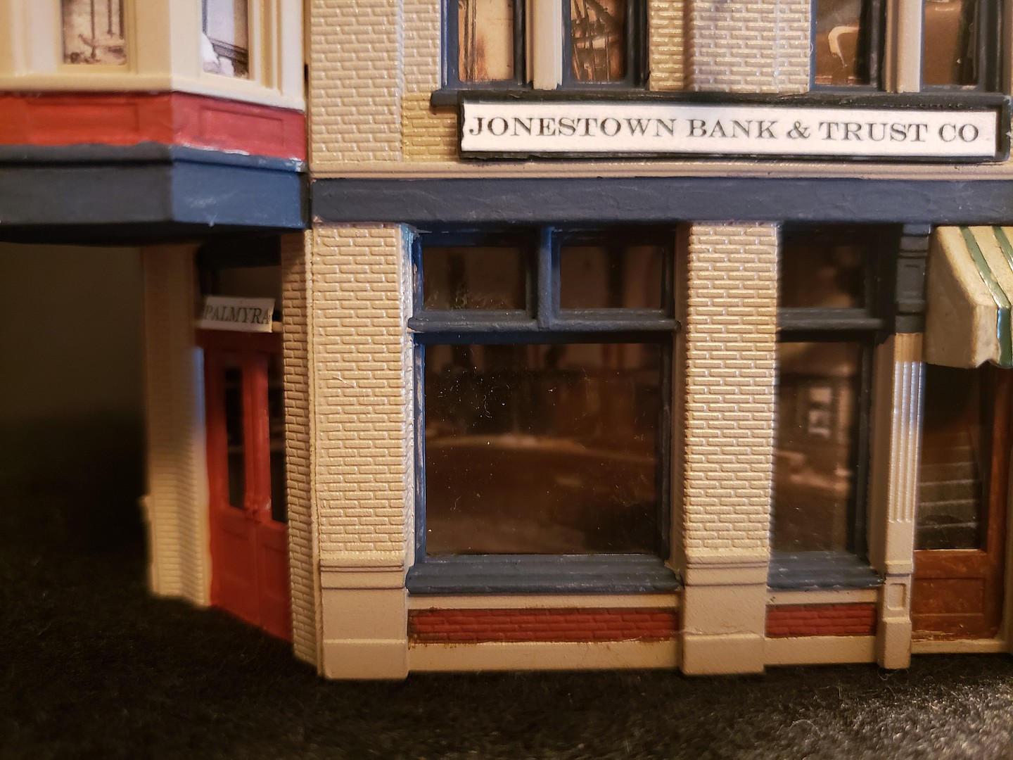Corner Department Store Kit -- HO Scale Model Railroad Building ...