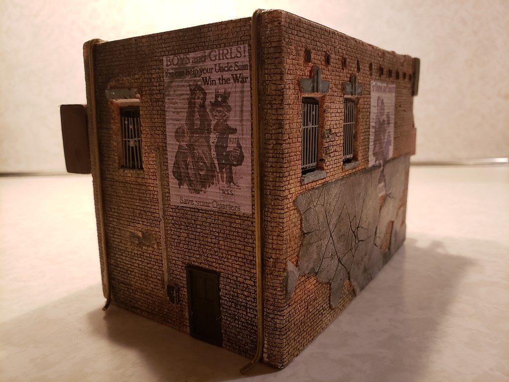 Metals Bank Kit -- HO Scale Model Railroad Building -- #1051 pictures ...