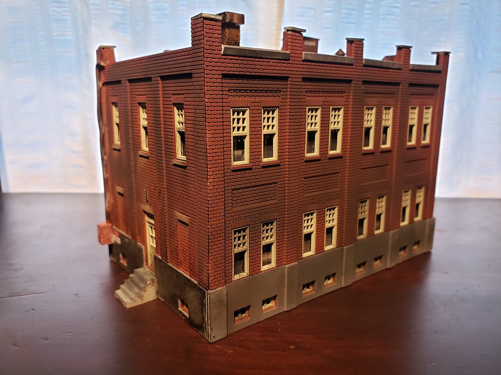 Brick Office Building - Kit - 7-11/16 x 5-1/4 x 5'' -- HO Scale Model ...