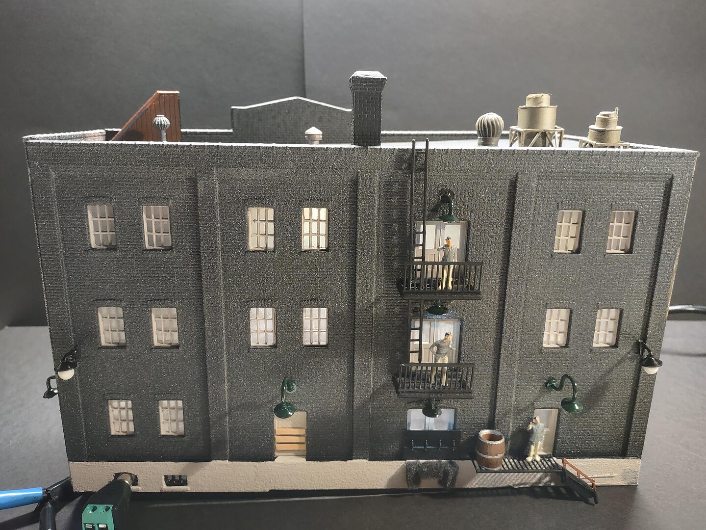 Reliable Warehouse & Storage - Kit -- HO Scale Model Railroad Building ...