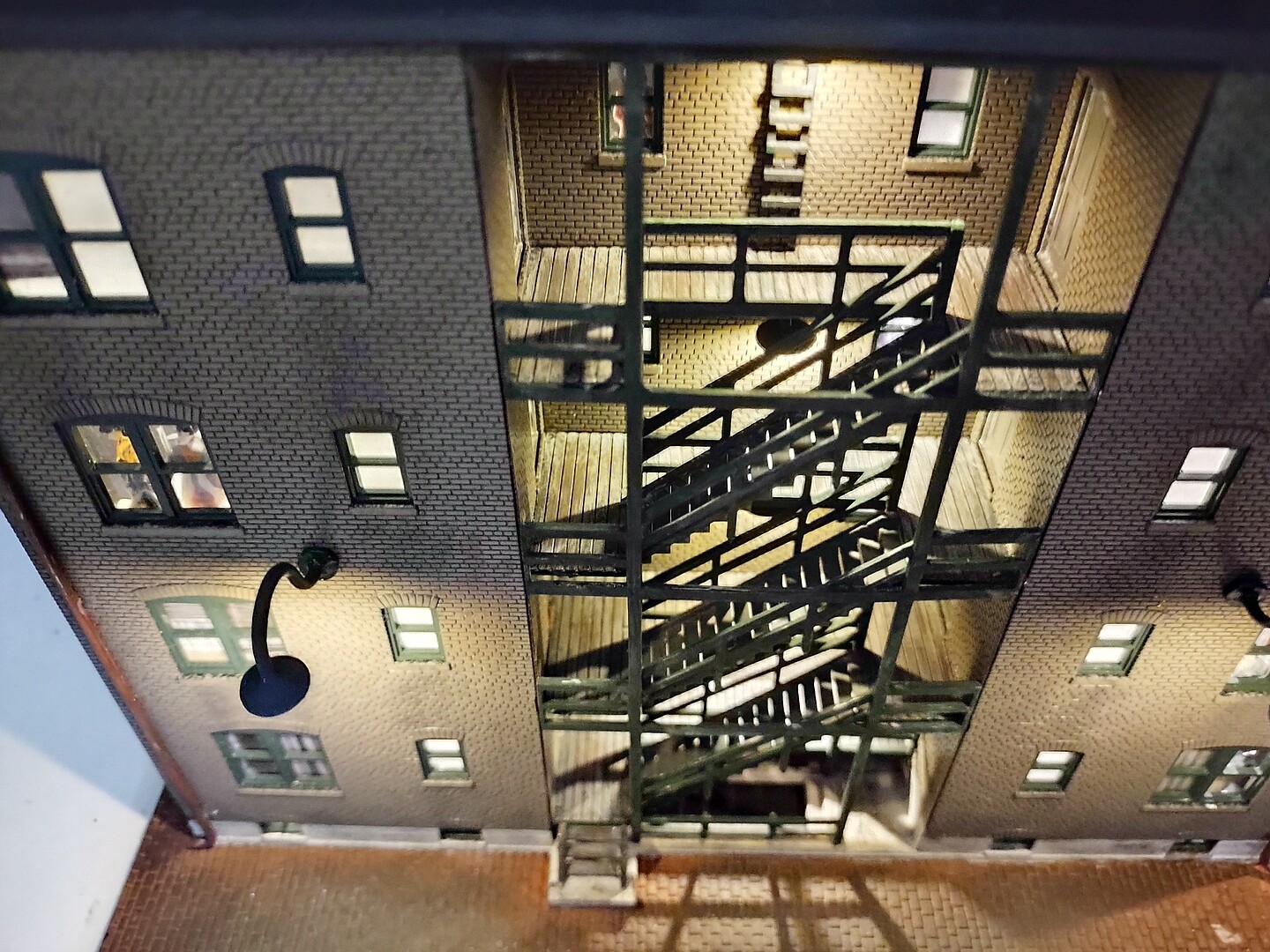 Parkview Terrace Background Building - Kit -- HO Scale Model Railroad ...