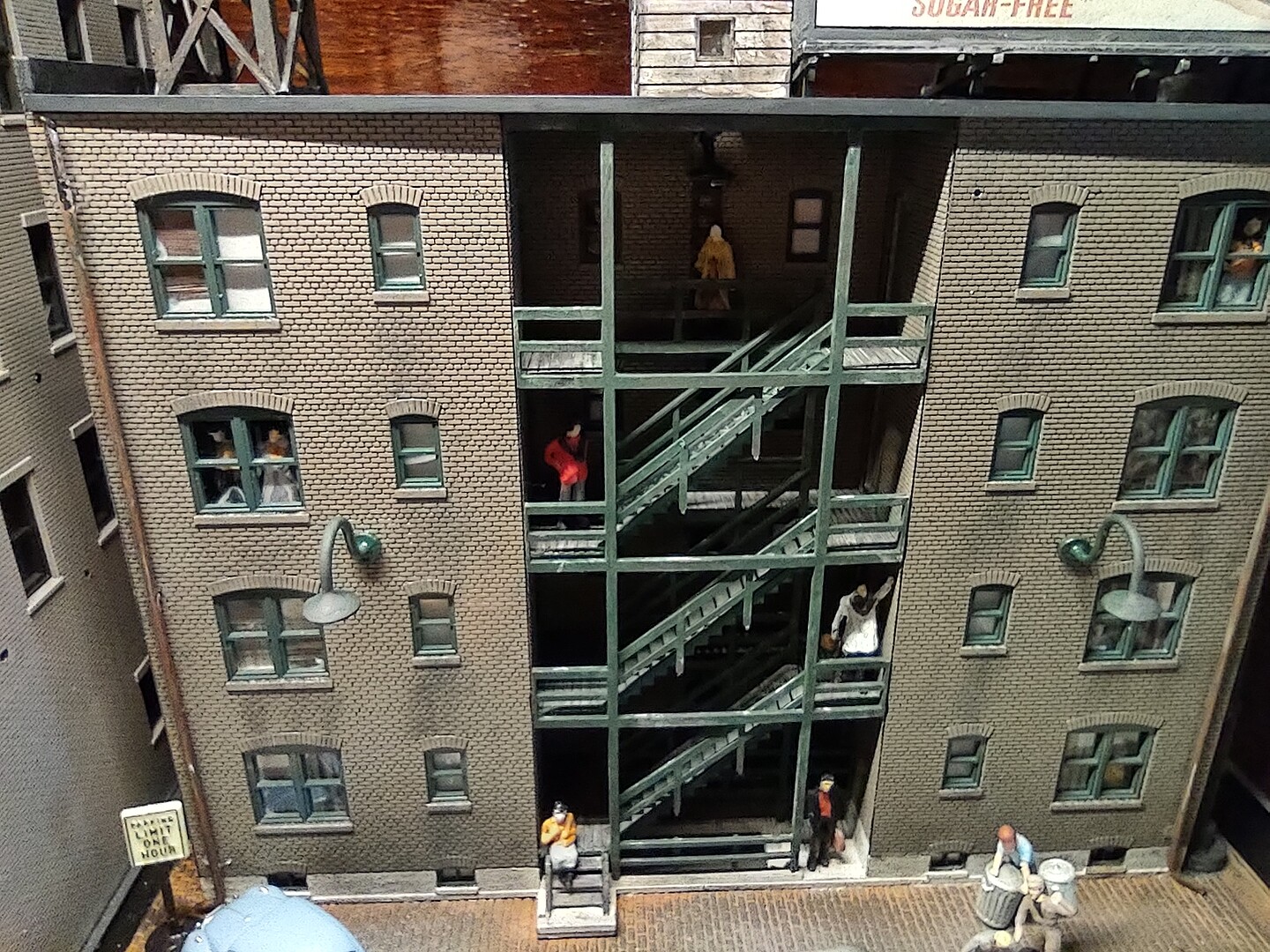Parkview Terrace Background Building - Kit -- HO Scale Model Railroad ...