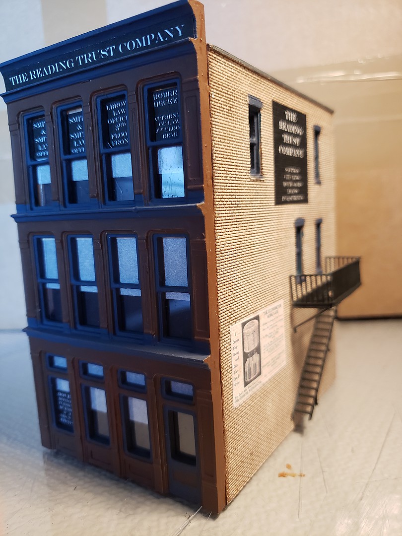 1st National Bank Kit -- HO Scale Model Railroad Building -- #woo11800 ...