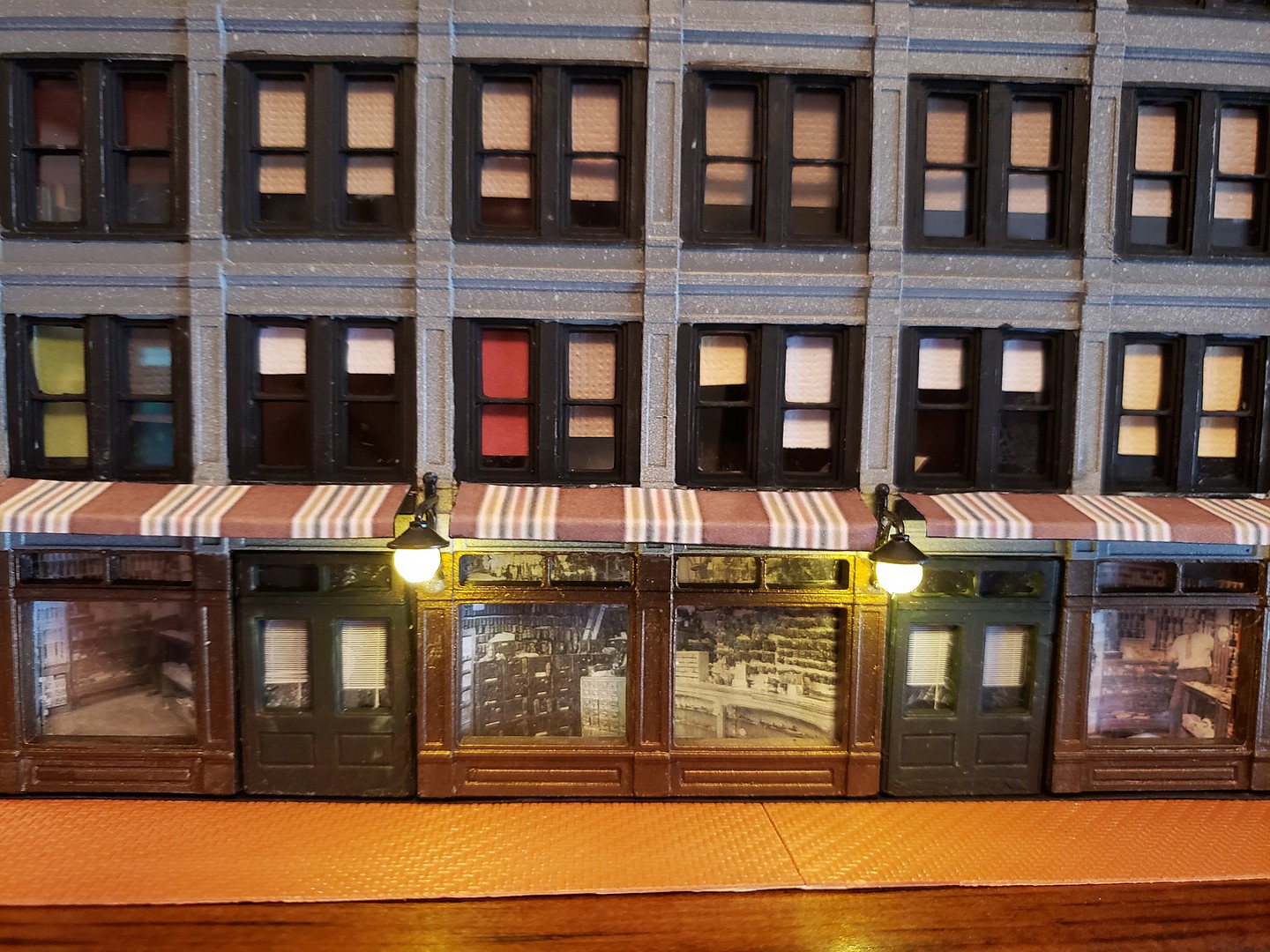 M.T. Arms Hotel Kit -- HO Scale Model Railroad Building -- #woo11900 ...