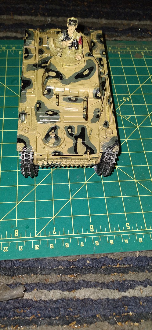 German Panzerkampfwagen II -- Plastic Model Military Vehicle Kit -- 1/ ...