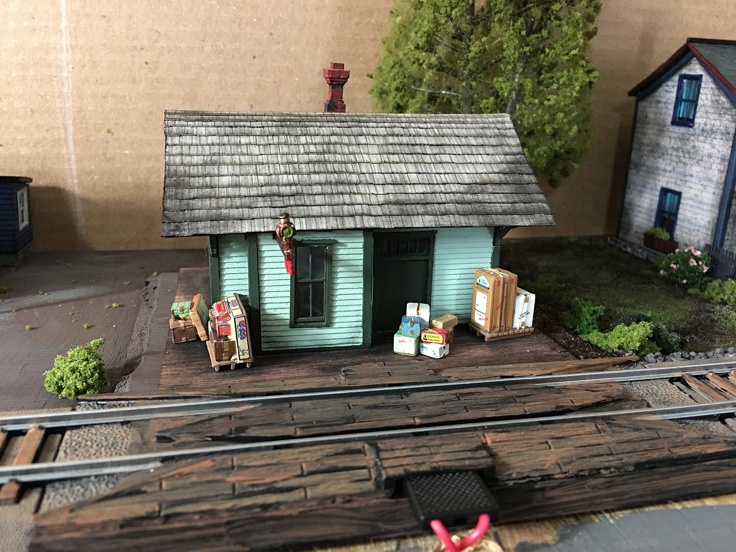 Hickson Depot Kit -- HO Scale Model Railroad Building -- #2210 pictures ...