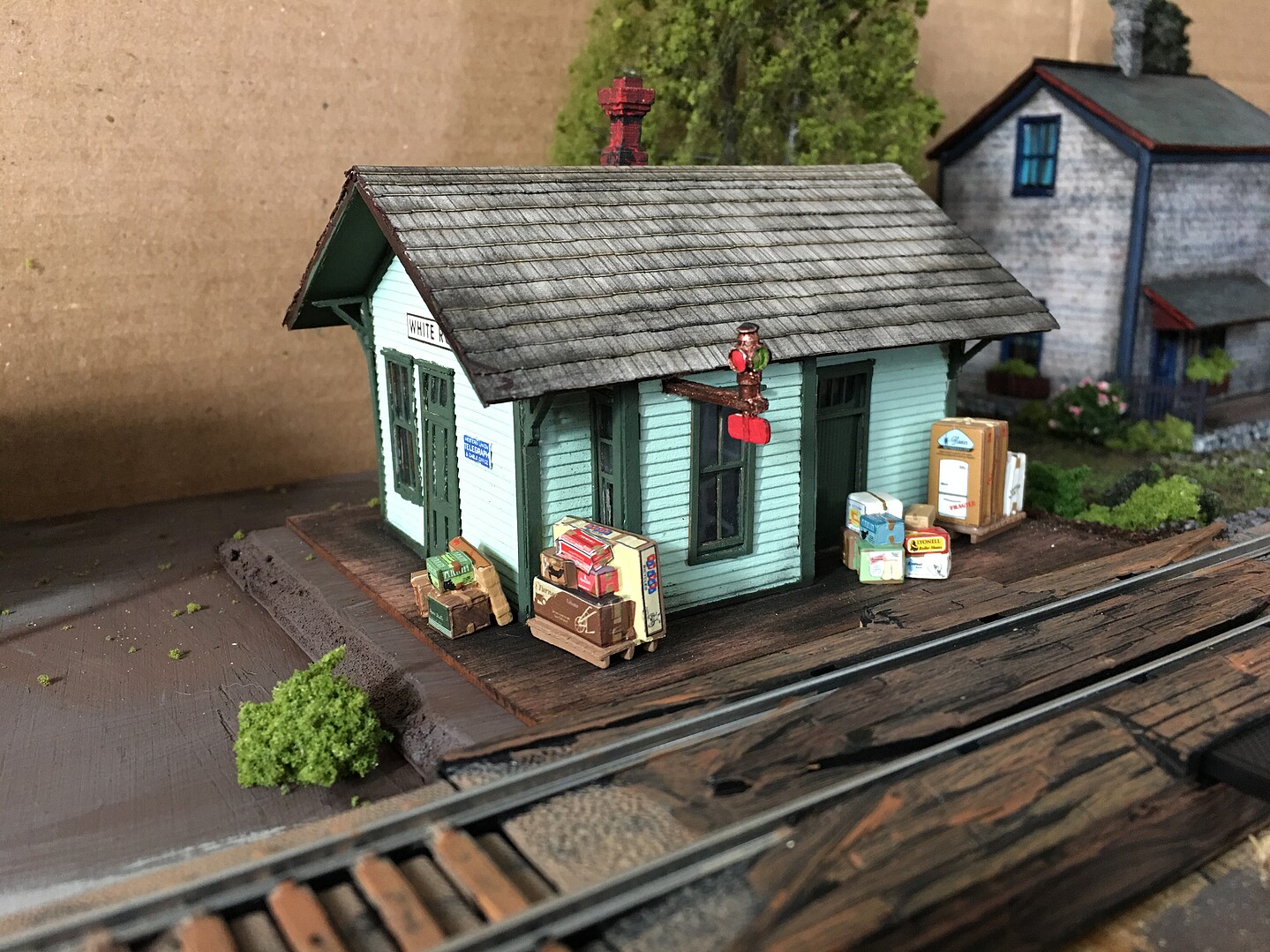 Hickson Depot Kit -- HO Scale Model Railroad Building -- #2210 pictures ...