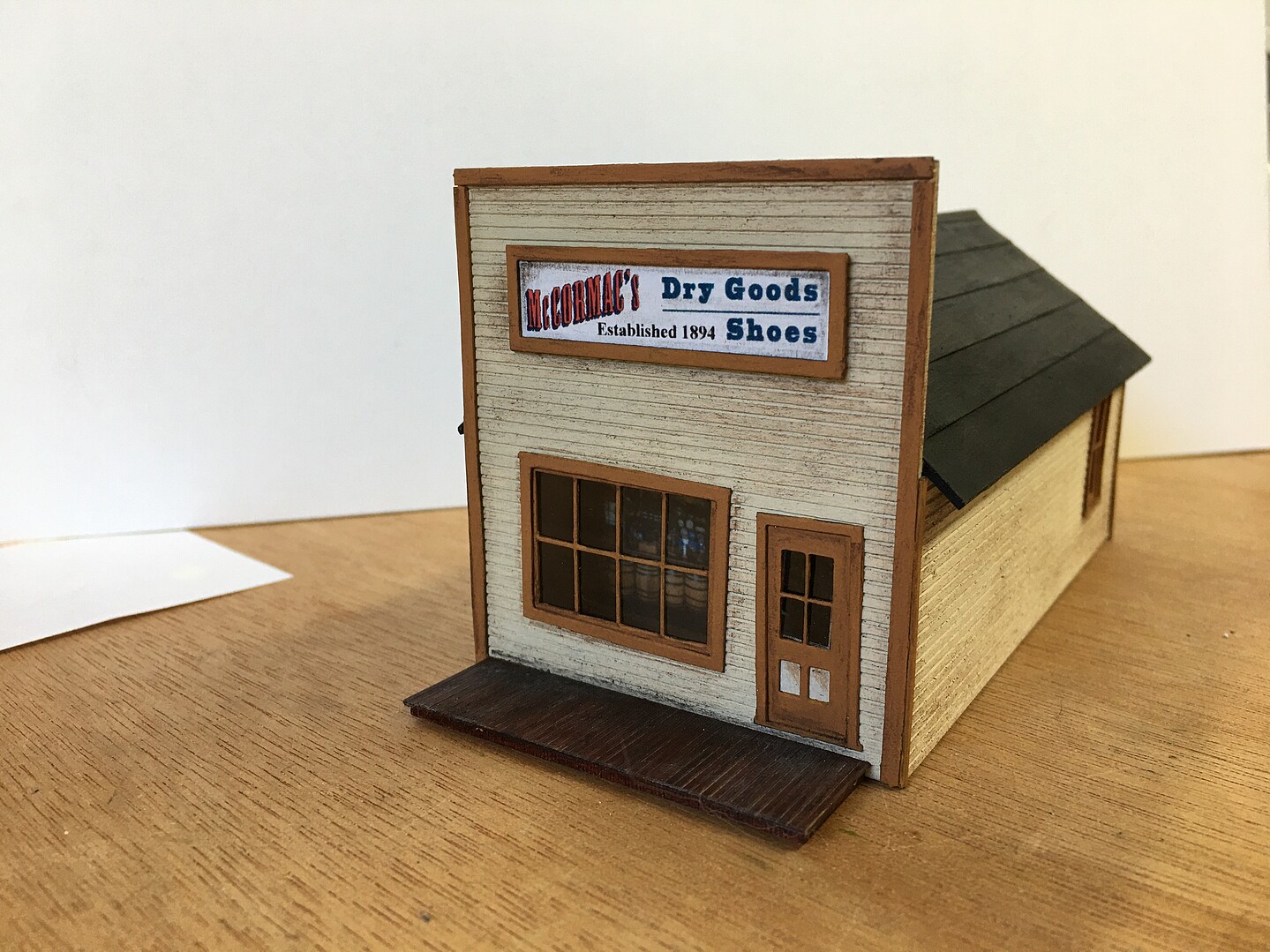 McCormac's Dry Goods Kit -- HO Scale Model Railroad Building -- #793 ...