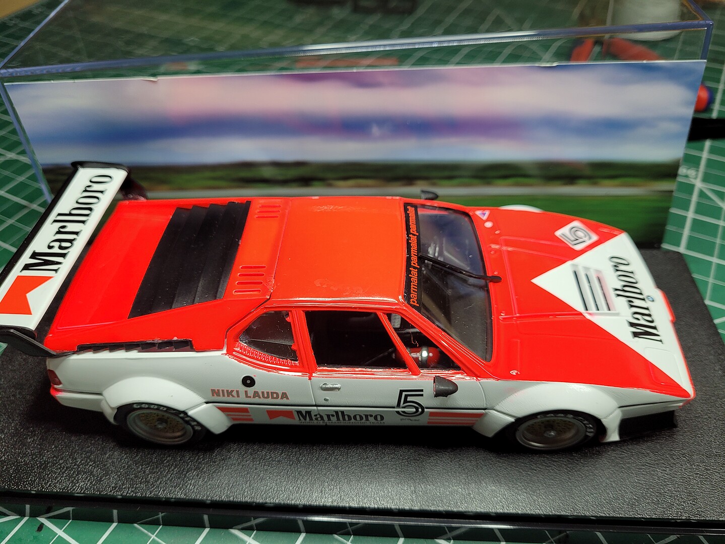 Gallery Pictures Italeri BMW M1 PROCAR Plastic Model Car Vehicle Kit 1/ ...