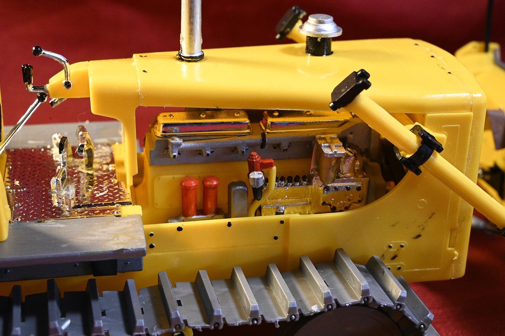 Construction Bulldozer -- Plastic Model Tractor Kit -- 1/25 Scale ...