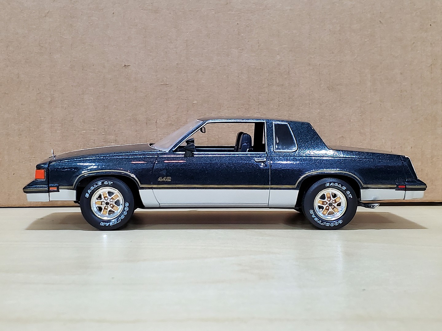 1985 Oldsmobile 442/FE3-X Show Car -- Plastic Model Car Kit -- 1/25 ...