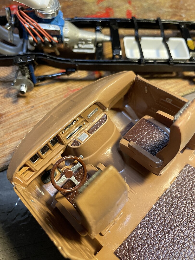 1977 Ford Surfer Van -- Plastic Model Car Vehicle Kit -- 1/25 Scale ...