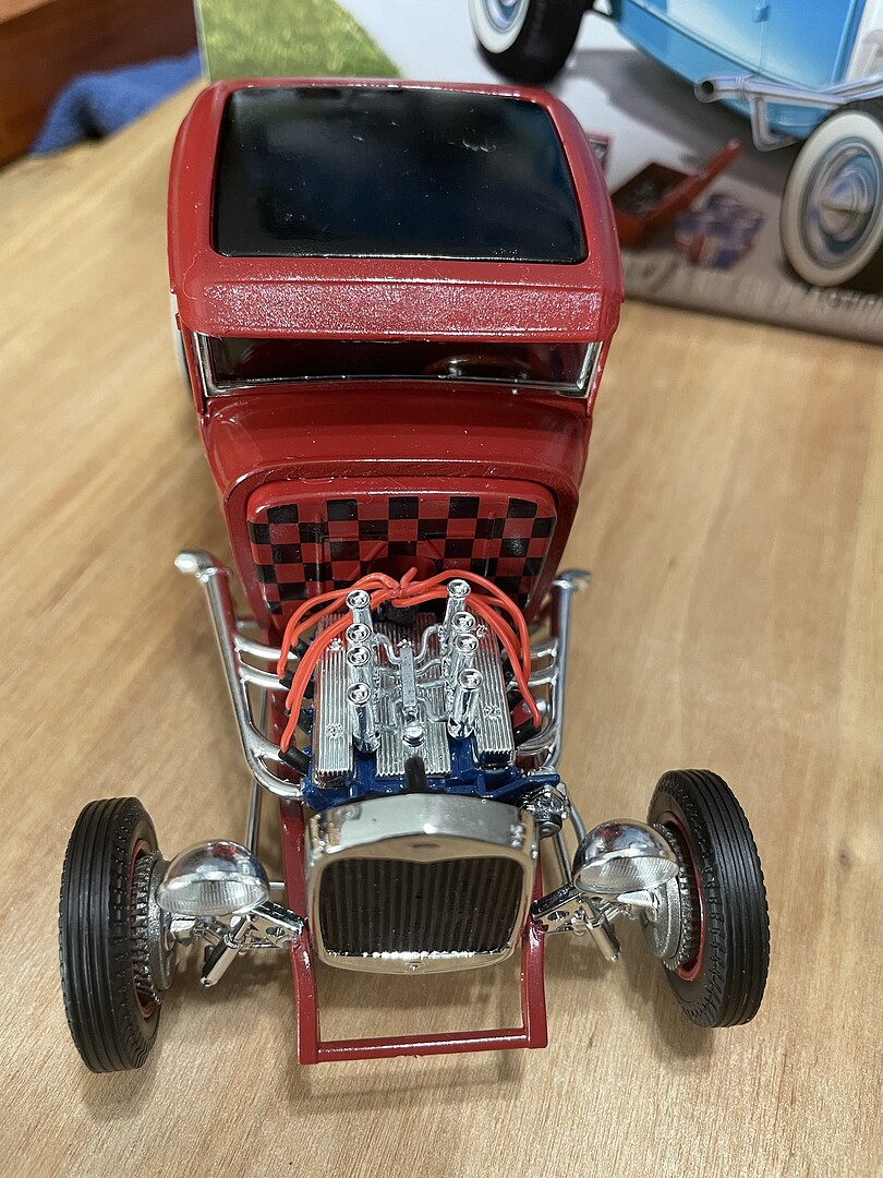 1930 Ford A Coupe (2 in 1) -- Plastic Model Car Kit -- 1/25 Scale ...