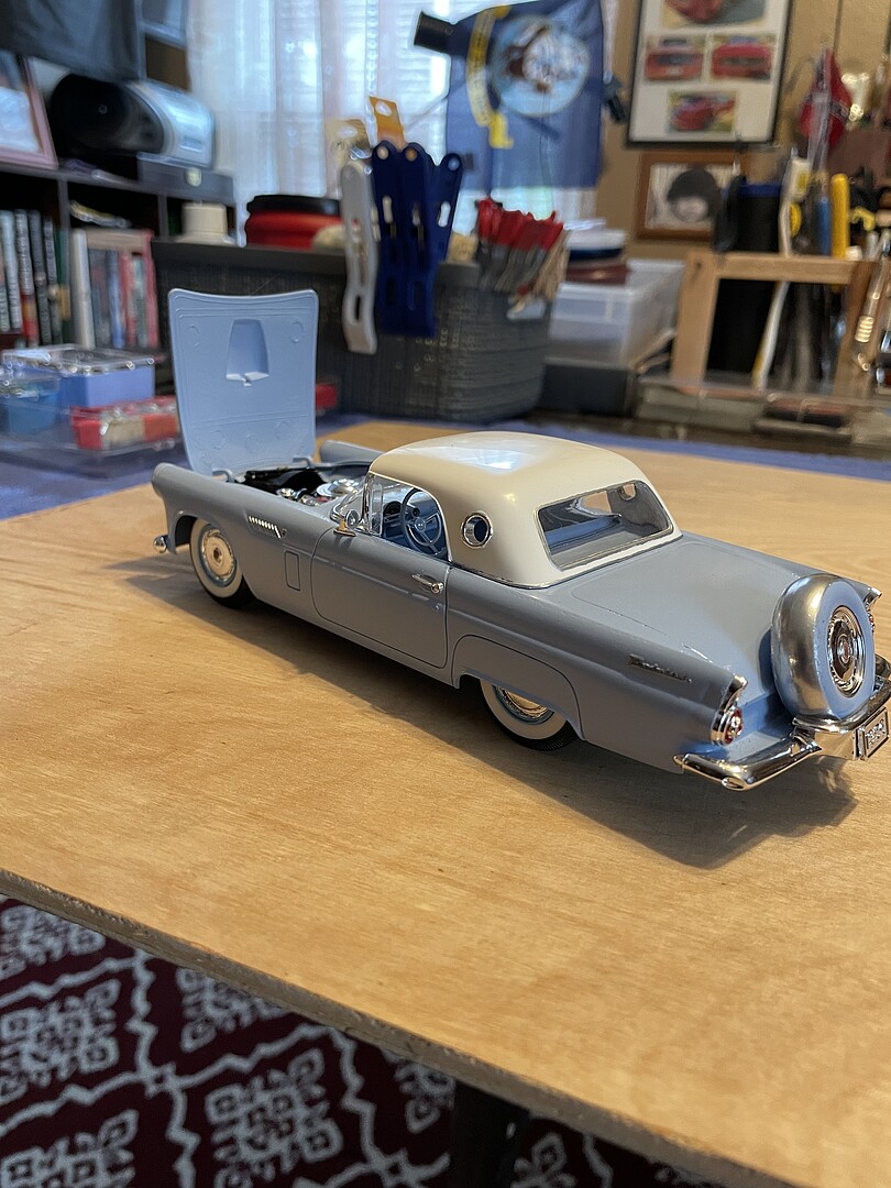 1956 Ford Thunderbird with Removable Hardtop -- Plastic Model Car Kit ...