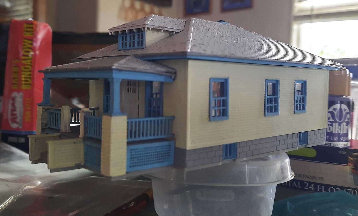 Barb's Bungalow Kit -- HO Scale Model Railroad Building -- #712 ...