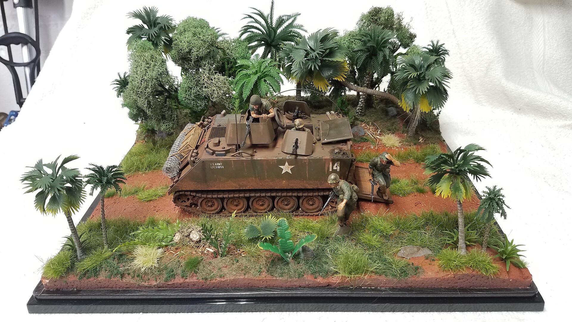 US M113 ACAV Support Vehicle -- Plastic Model Military Vehicle Kit -- 1 ...