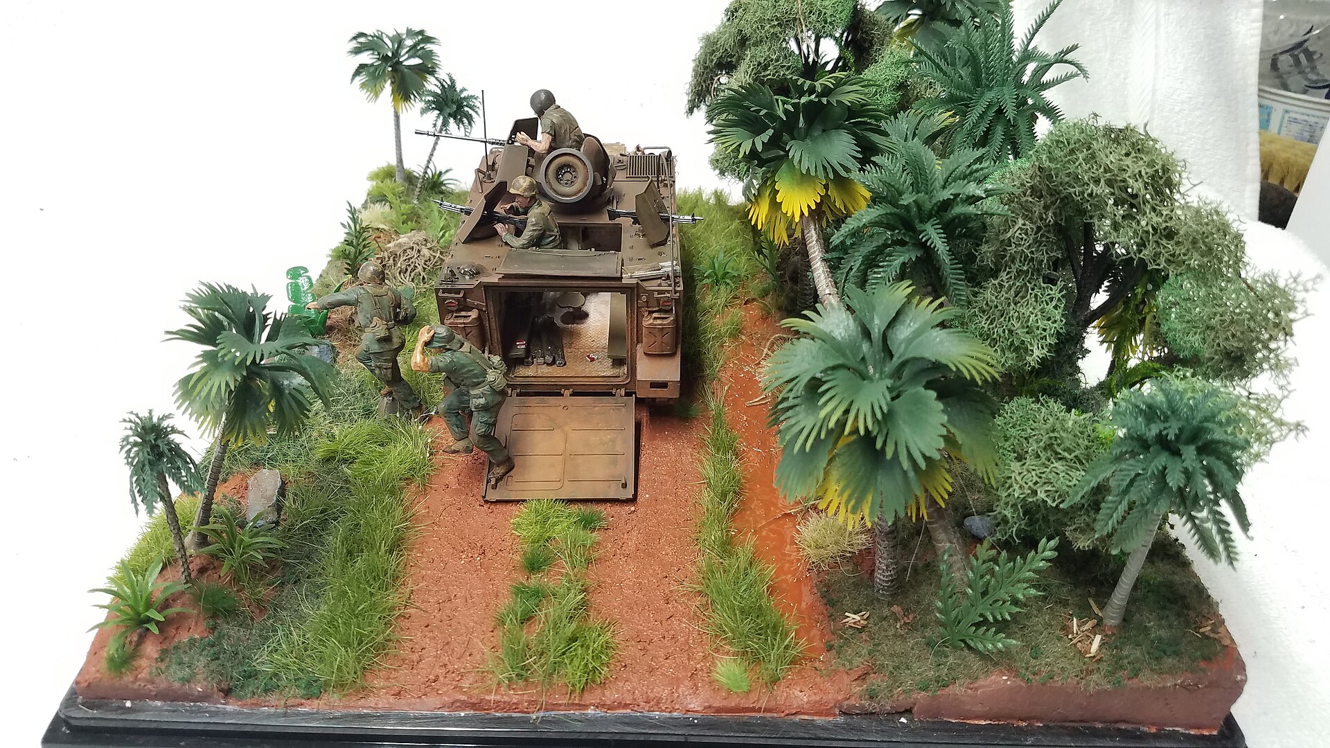 US M113 ACAV Support Vehicle -- Plastic Model Military Vehicle Kit -- 1 ...