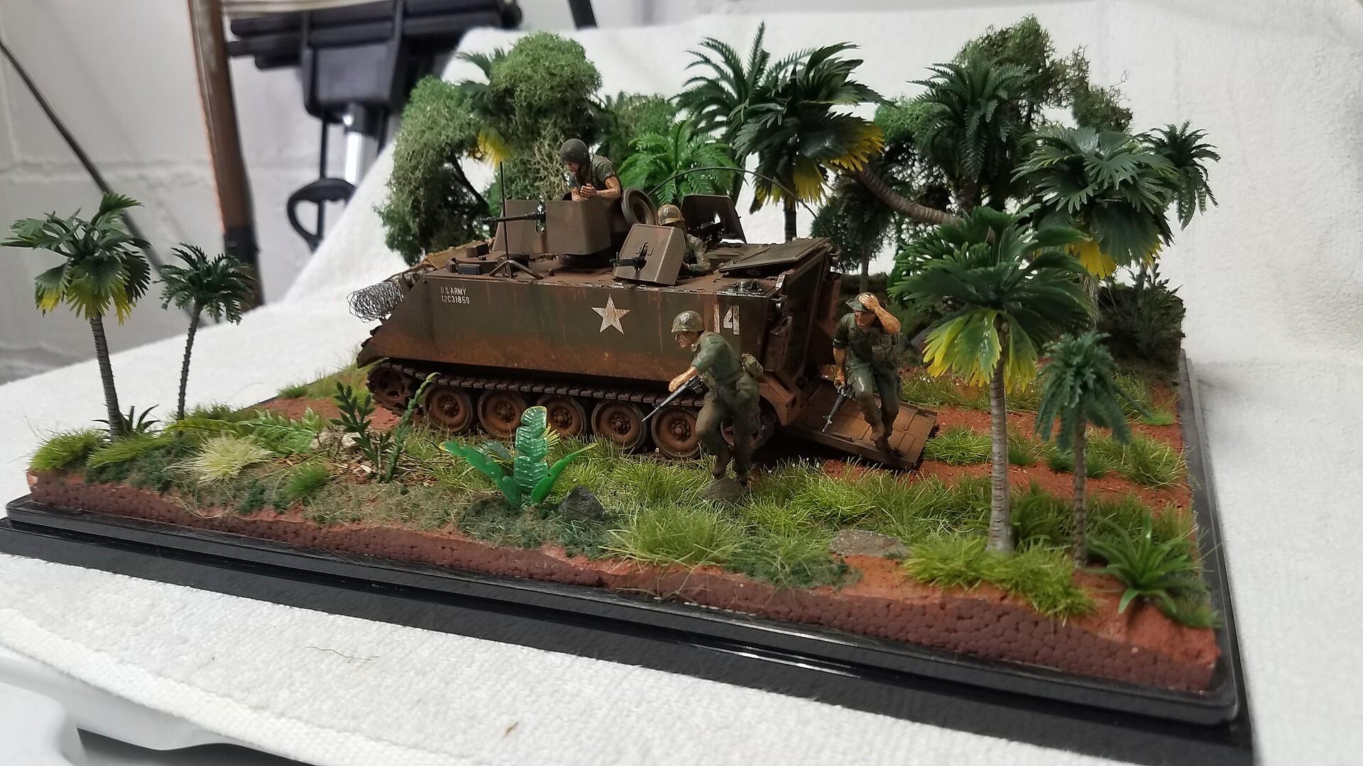 US M113 ACAV Support Vehicle -- Plastic Model Military Vehicle Kit -- 1 ...